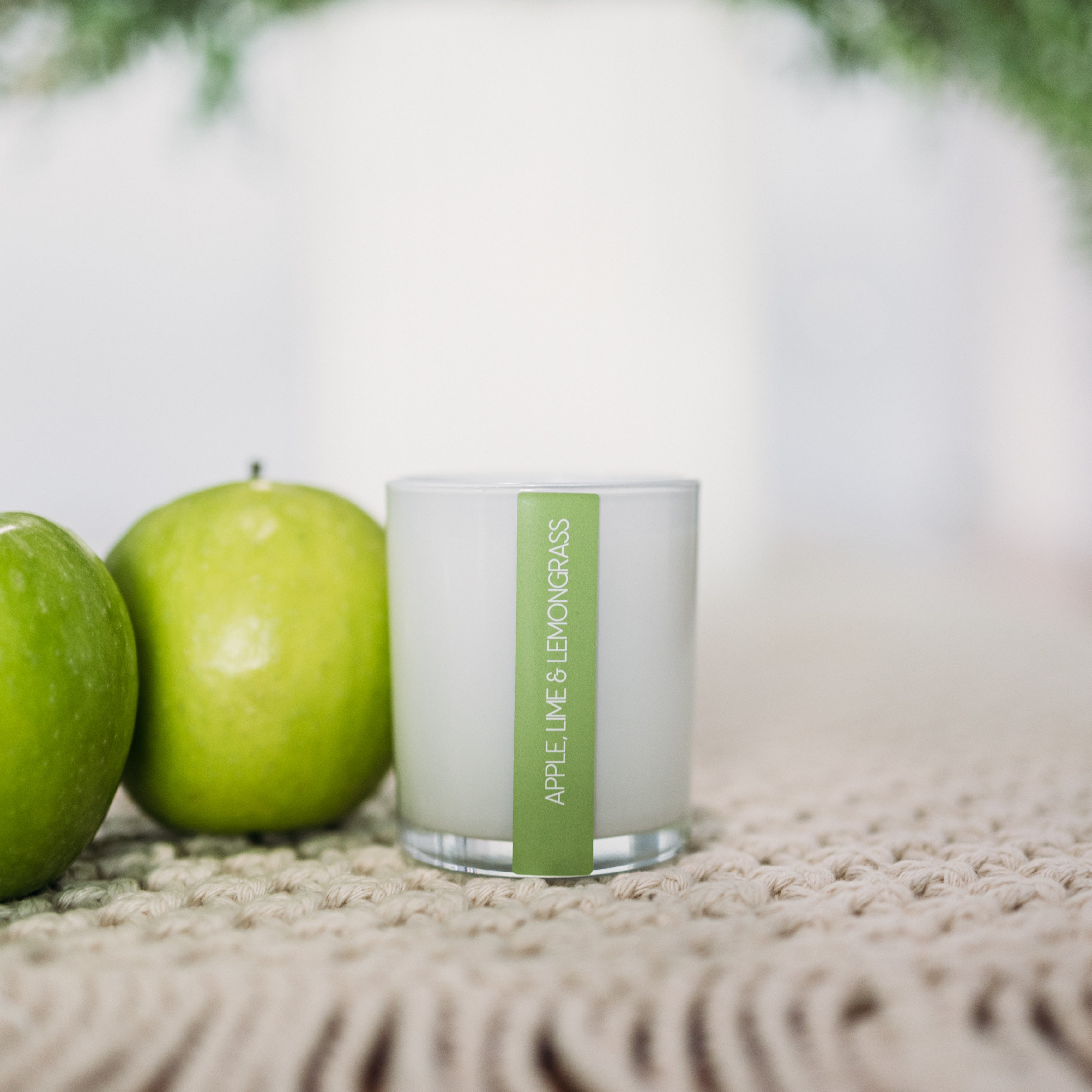 Apple, Lime & Lemongrass Candle Sml – Wild Emery